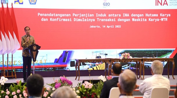 Jokowi Teken Perjanjian Kerja Sama dengan INA, Hutama Karya dan Waskita ... Jokowi Teken Perjanjian Kerja Sama dengan INA, Hutama Karya dan Waskita ...